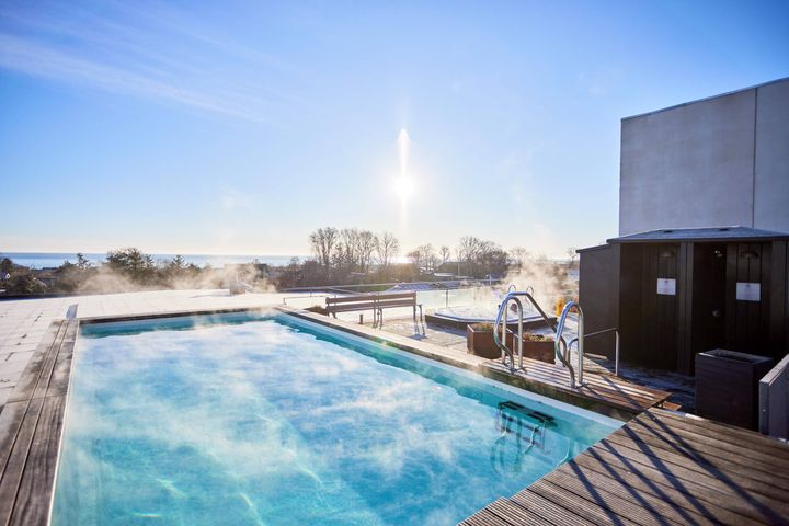 Kendt fra "Løvens Hule": Hotel Viking med Jacob Risgaard som investor sikrer stort ...