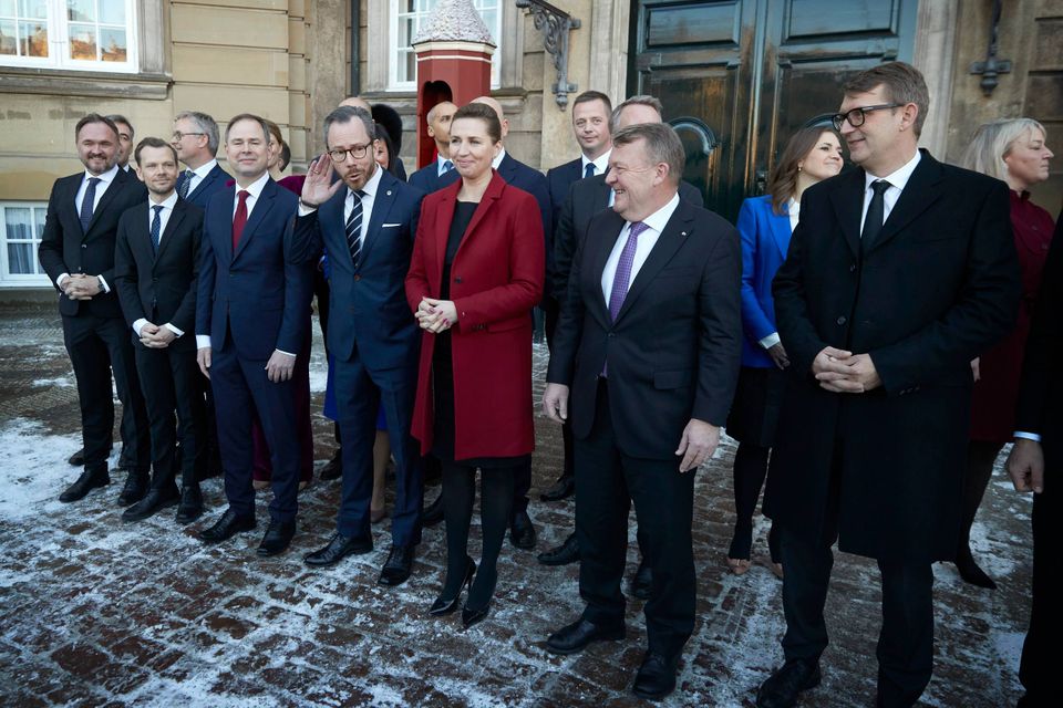 SVM-regeringen fylder et år: Tilliden til politikerne er styrtdykket ...